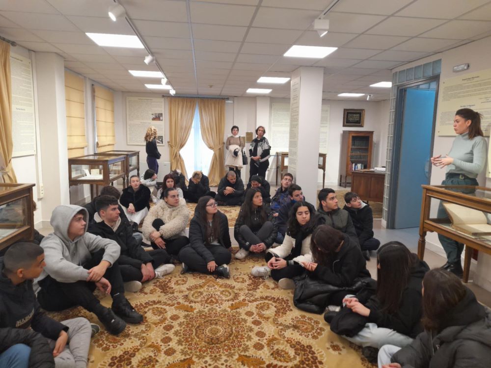 Βουτιά στον χρόνο για τους μαθητές του 5ου Γενικού Λυκείου Βόλου – Κ.Ε.Ε.Ε.