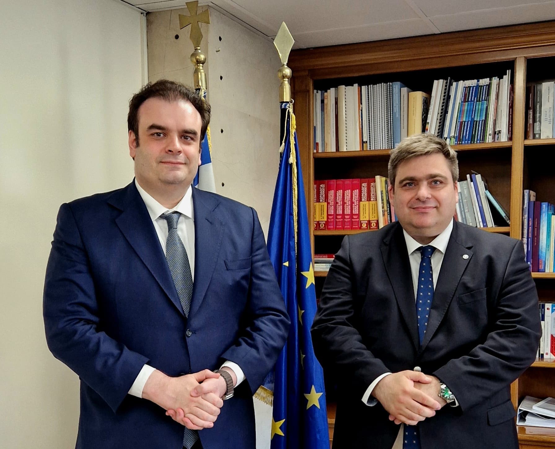 ΚΕΕΕ: Συνάντηση προέδρου ΚΕΕΕ, Γιάννη Βουτσινά, με τον υπουργό ...